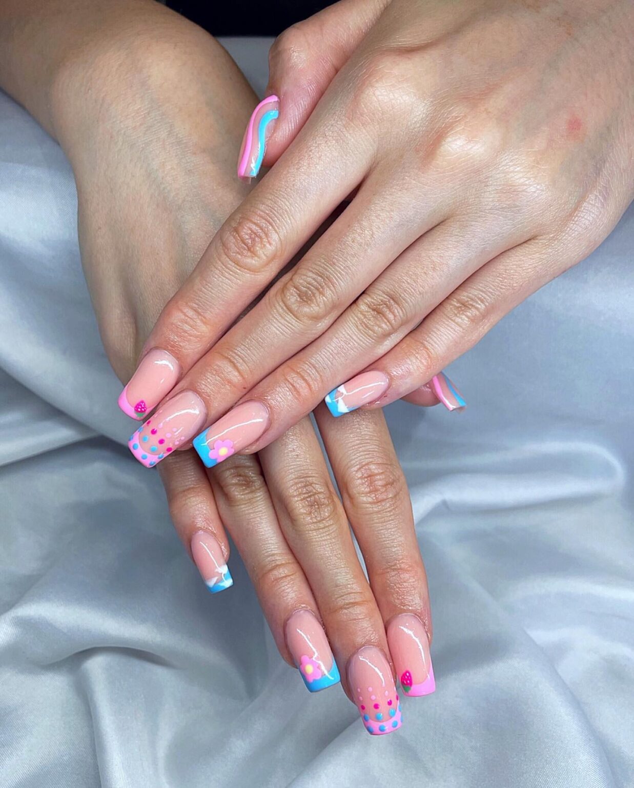 30+ Light pink and blue nail designs – Edit my Nails
