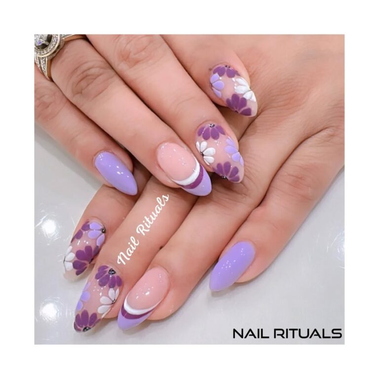 25 Elegant Purple ALMOND Nail Designs – Edit my Nails